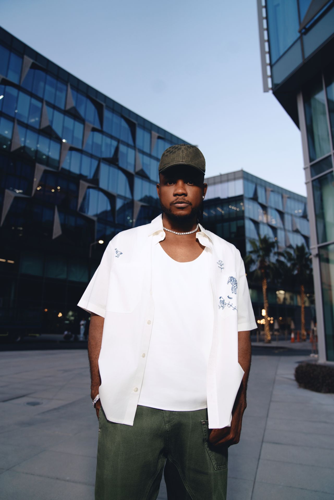 EY: Exclusive Hits & Latest Releases